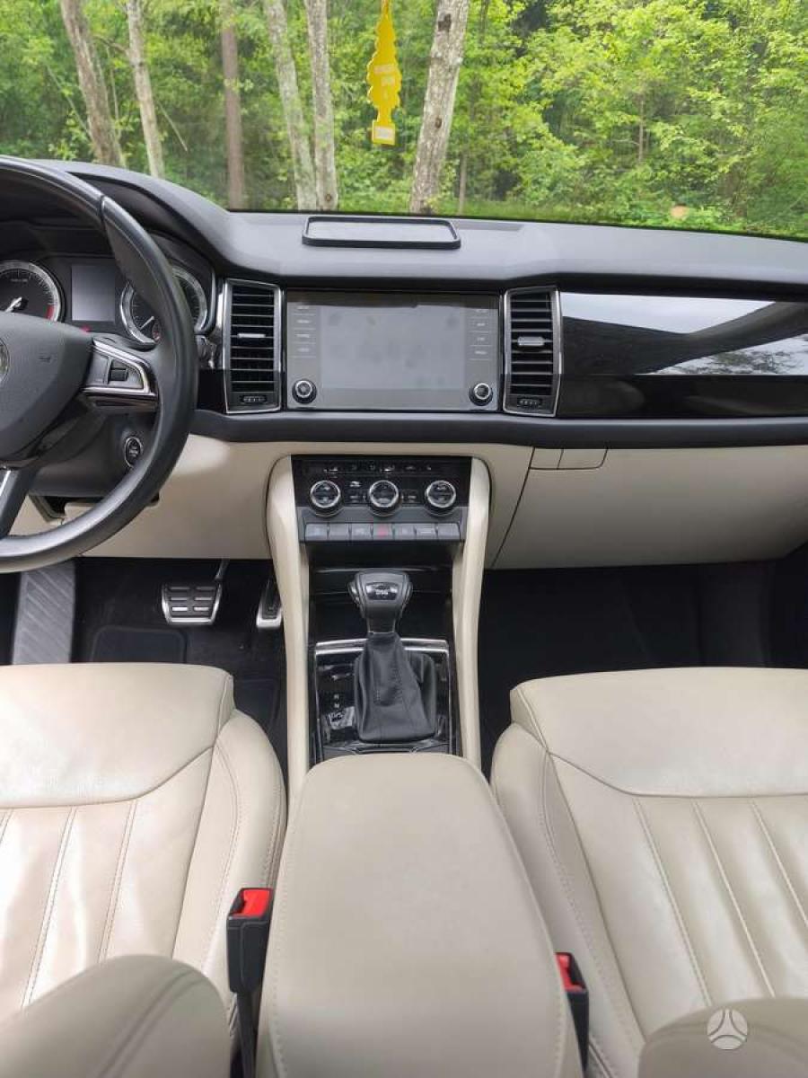 Brown Skoda Kodiaq 2019 in Alytus, with an engine capacity of 2.00 L and mileage of 160 thousand km for 20800 €, photo 5 on AUTOMOTO.COM.LV