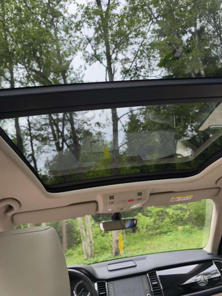 Brown Skoda Kodiaq 2019 in Alytus, with an engine capacity of 2.00 L and mileage of 160 thousand km for 20800 €, photo 6 on AUTOMOTO.COM.LV