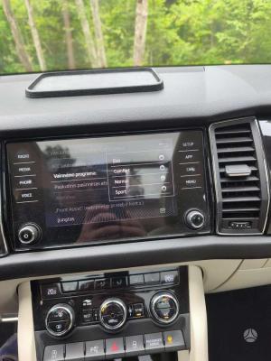 Brown Skoda Kodiaq 2019 in Alytus, with an engine capacity of 2.00 L and mileage of 160 thousand km for 20800 €, photo 7 on AUTOMOTO.COM.LV