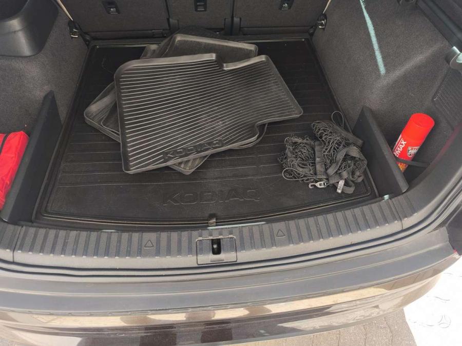 Brown Skoda Kodiaq 2019 in Alytus, with an engine capacity of 2.00 L and mileage of 160 thousand km for 20800 €, photo 12 on AUTOMOTO.COM.LV