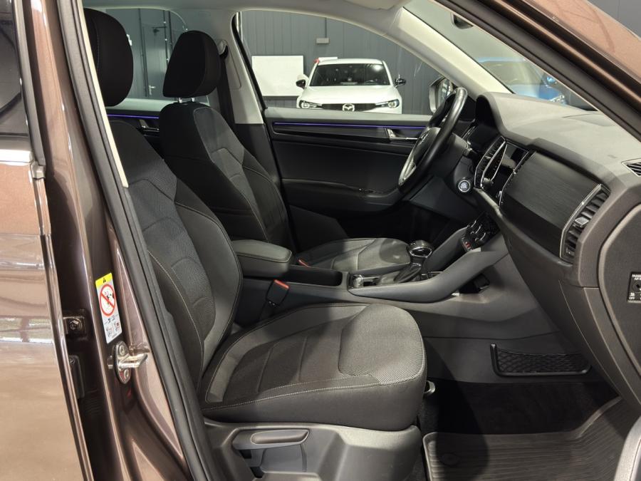 Brūns Skoda Kodiaq 2019 Rīga, ar dzinēja tilpumu 1.50 L un nobraukumu 119 tūkst. km par 17990 €, foto 11 vietnē AUTOMOTO.COM.LV