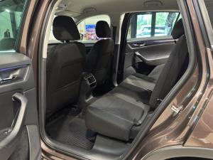 Brūns Skoda Kodiaq 2019 Rīga, ar dzinēja tilpumu 1.50 L un nobraukumu 119 tūkst. km par 17990 €, foto 24 vietnē AUTOMOTO.COM.LV