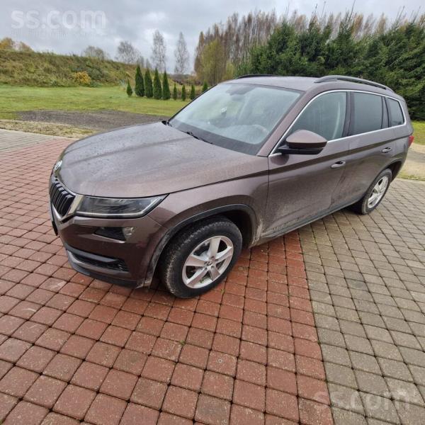 Brown Skoda Kodiaq 2020 in Bauska, with an engine capacity of 1.50 L and mileage of 285 thousand km for 14500 €, photo 2 on AUTOMOTO.COM.LV
