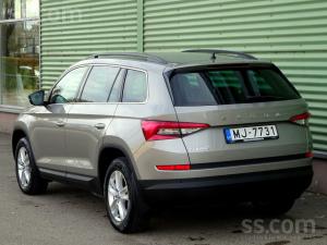 Brūns Skoda Kodiaq 2020 Rīga, ar dzinēja tilpumu 1.50 L un nobraukumu 112 tūkst. km par 17900 €, foto 5 vietnē AUTOMOTO.COM.LV
