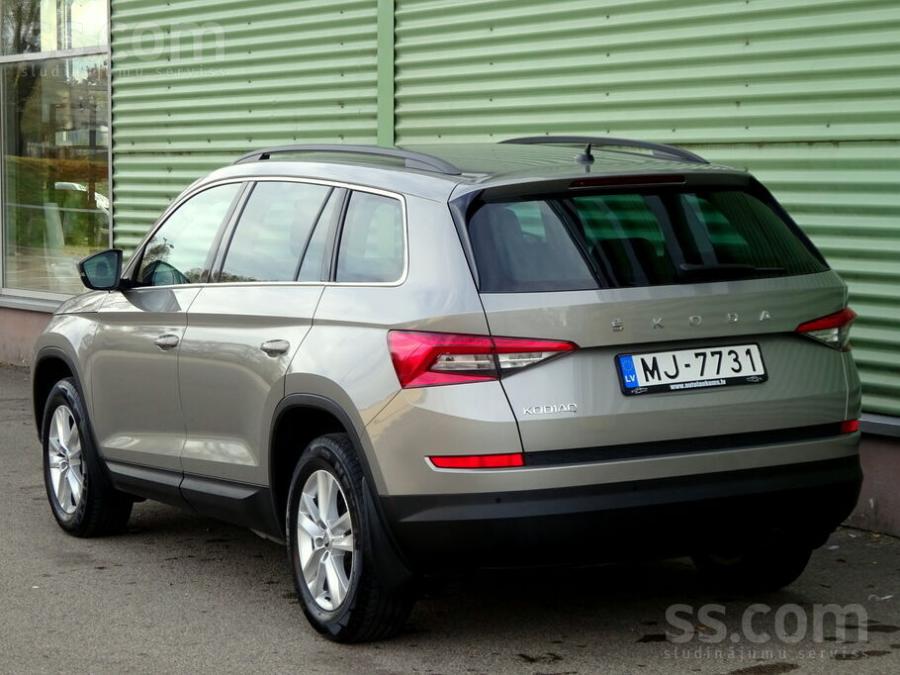Brūns Skoda Kodiaq 2020 Rīga, ar dzinēja tilpumu 1.50 L un nobraukumu 112 tūkst. km par 17900 €, foto 5 vietnē AUTOMOTO.COM.LV