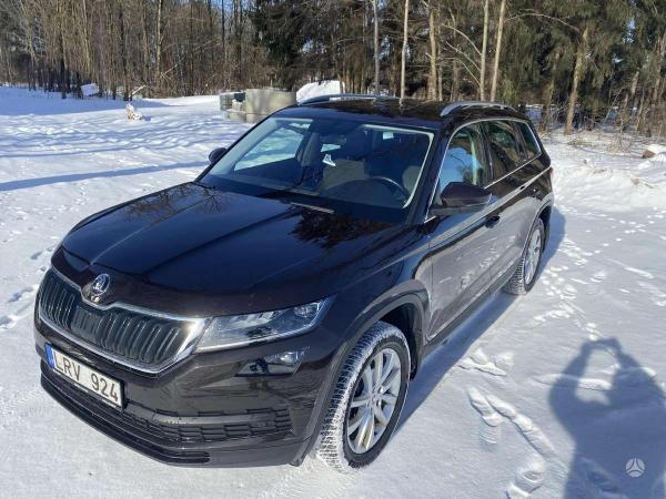 Brown Skoda Kodiaq 2021 in Kaunas, with an engine capacity of 1.97 L and mileage of 139 thousand km for 27000 €, photo 5 on AUTOMOTO.COM.LV