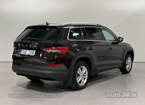 Коричневый Шкода Kodiaq 2021 в Таллин, объемом двигателя 2.00 л и пробегом 134 тыс. км за 23900 €, фото 2 на AUTOMOTO.COM.LV