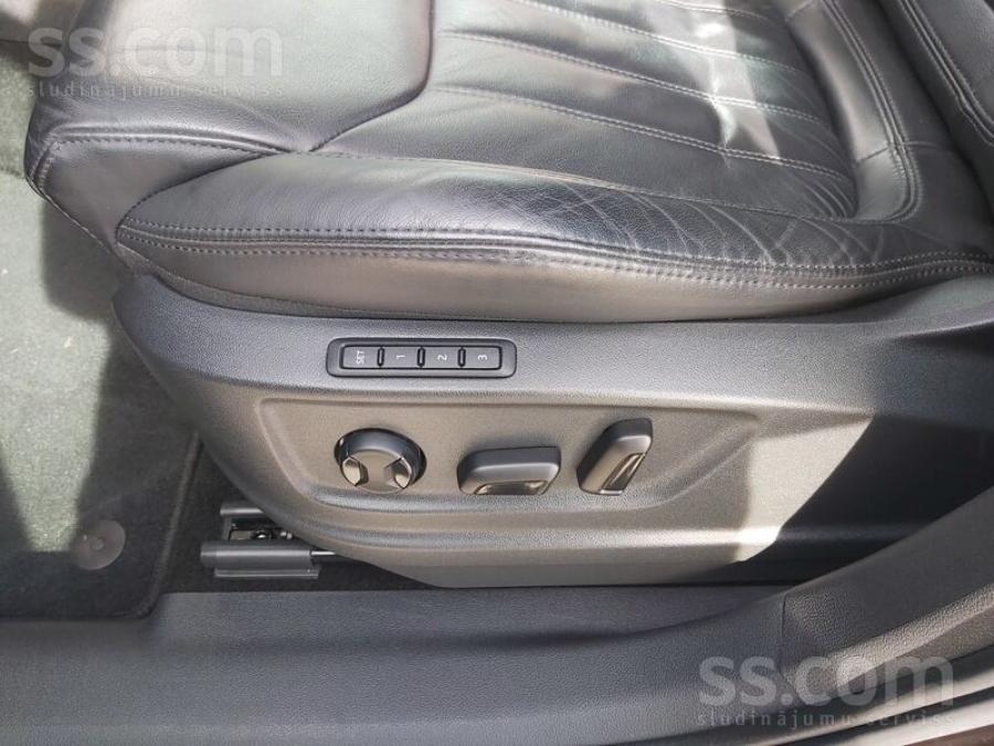 Brūns Skoda Kodiaq 2021 Rīga, ar dzinēja tilpumu 1.50 L un nobraukumu 62 tūkst. km par 25500 €, foto 30 vietnē AUTOMOTO.COM.LV