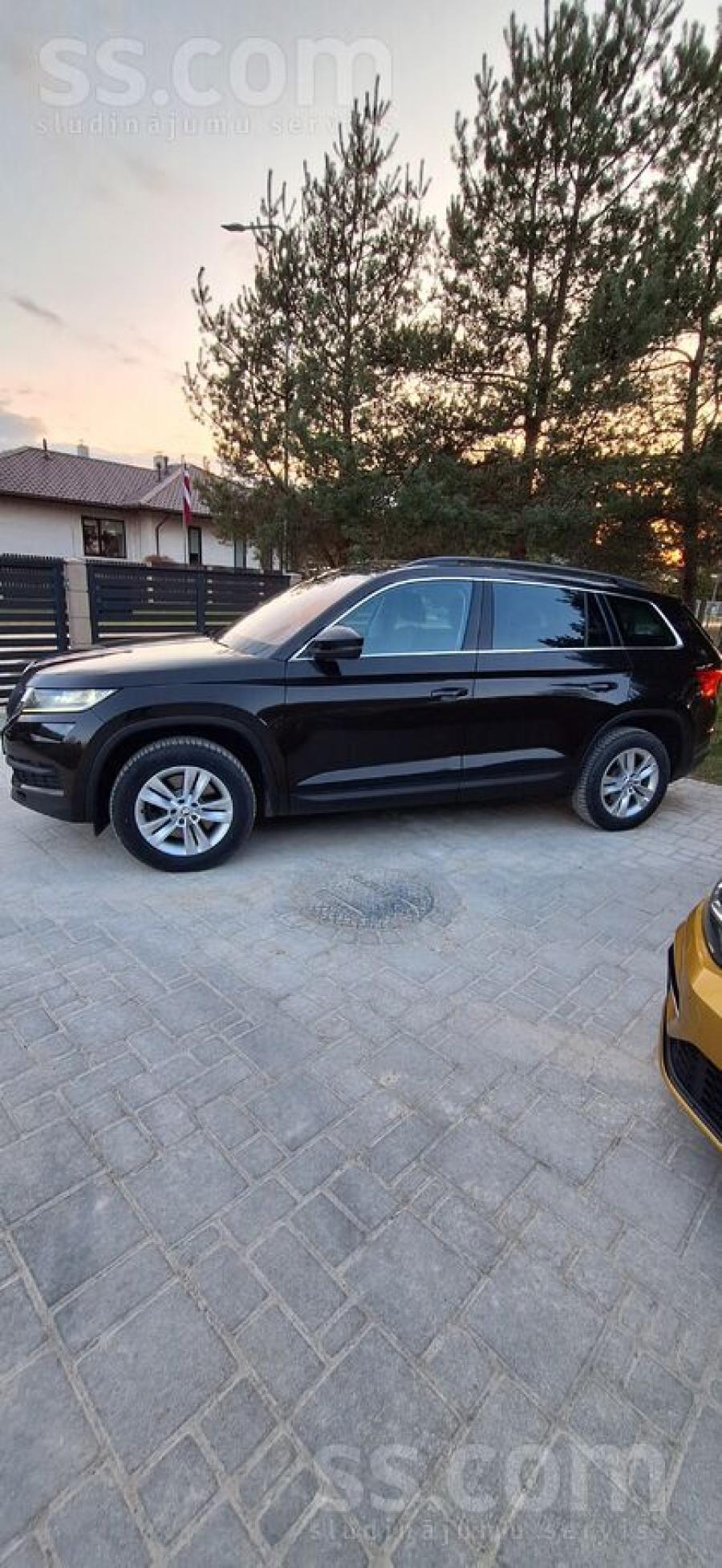 Brown Skoda Kodiaq 2021 in Ogre, with an engine capacity of 2.00 L and mileage of 117 thousand km for 23500 €, photo 5 on AUTOMOTO.COM.LV
