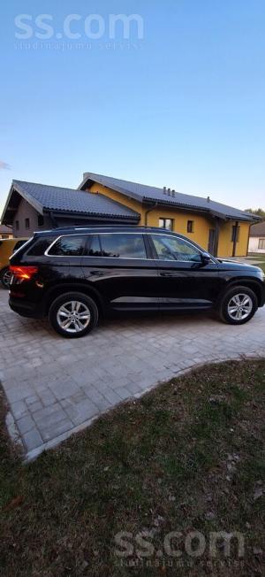 Brown Skoda Kodiaq 2021 in Ogre, with an engine capacity of 2.00 L and mileage of 117 thousand km for 23500 €, photo 6 on AUTOMOTO.COM.LV