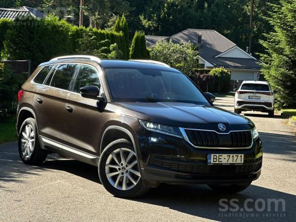 Коричневый Шкода Kodiaq 2021 в Рига, объемом двигателя 2.00 л и пробегом 145 тыс. км за 24490 €, фото 3 на AUTOMOTO.COM.LV