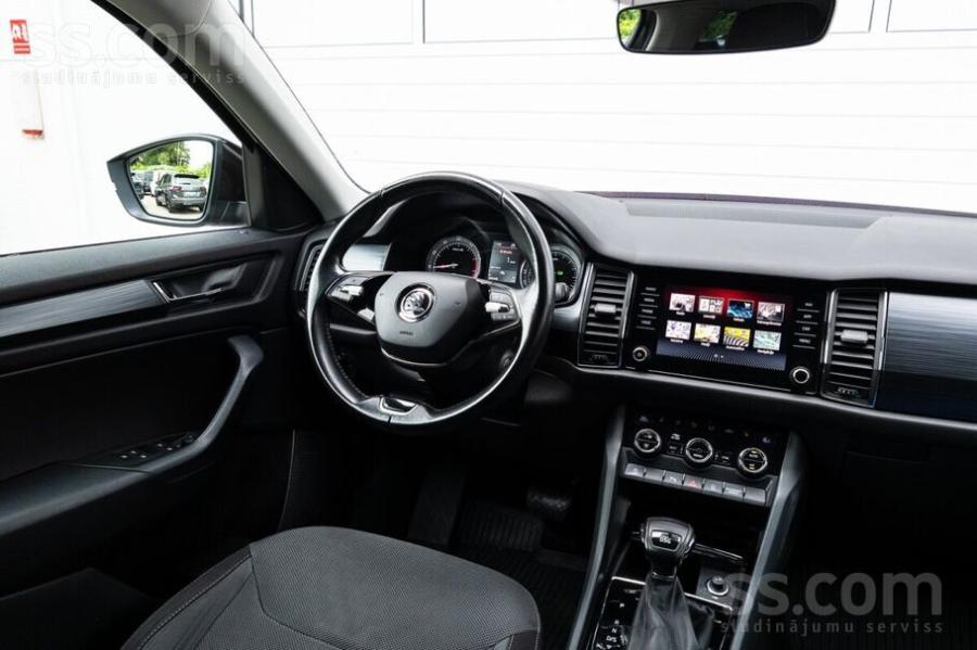 Brūns Skoda Kodiaq 2021 Rīga, ar dzinēja tilpumu 1.50 L un nobraukumu 186 tūkst. km par 17950 €, foto 10 vietnē AUTOMOTO.COM.LV