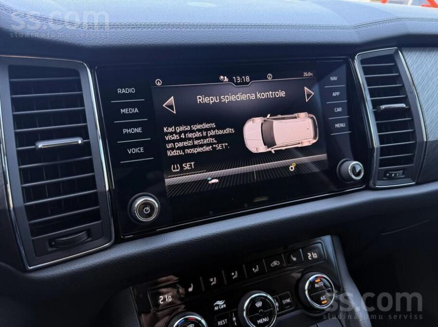 Коричневый Шкода Kodiaq 2023 в Рига, объемом двигателя 2.00 л и пробегом 100 тыс. км за 32490 €, фото 16 на AUTOMOTO.COM.LV