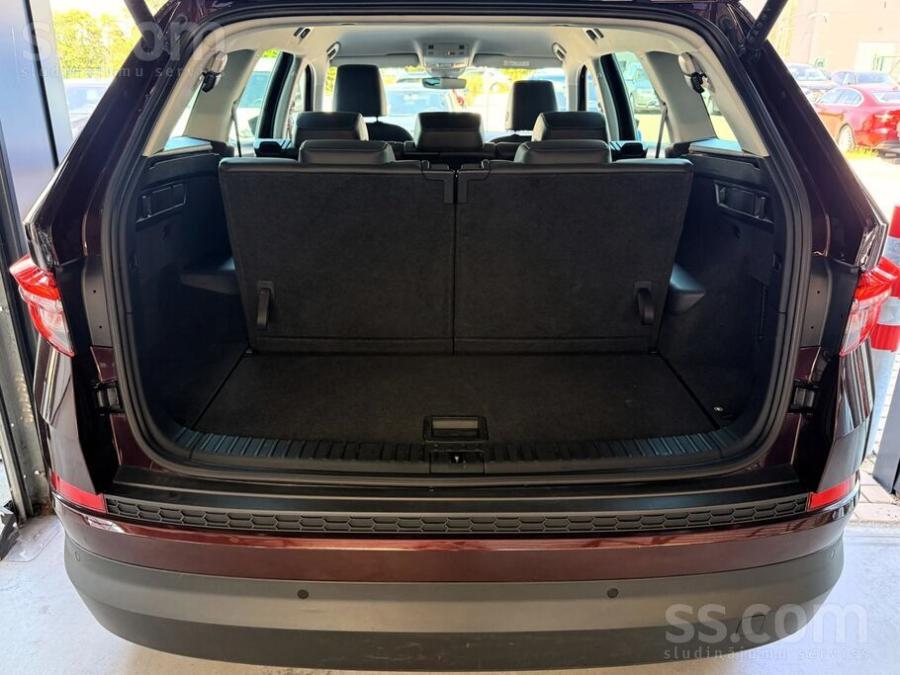 Коричневый Шкода Kodiaq 2023 в Рига, объемом двигателя 2.00 л и пробегом 100 тыс. км за 32490 €, фото 30 на AUTOMOTO.COM.LV