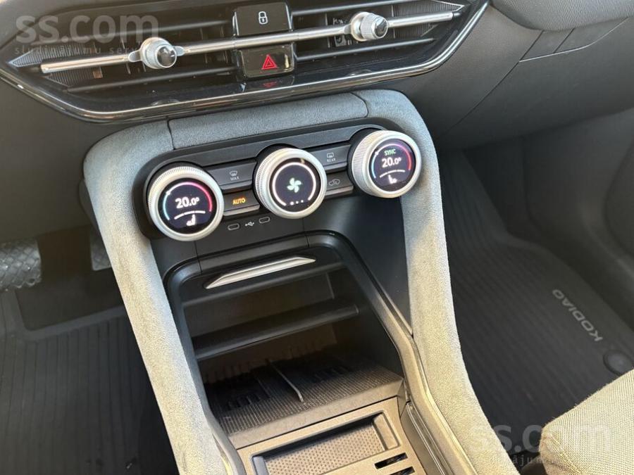 Brown Skoda Kodiaq 2024 in Riga, with an engine capacity of 2.00 L and mileage of 26 thousand km for 37600 €, photo 20 on AUTOMOTO.COM.LV