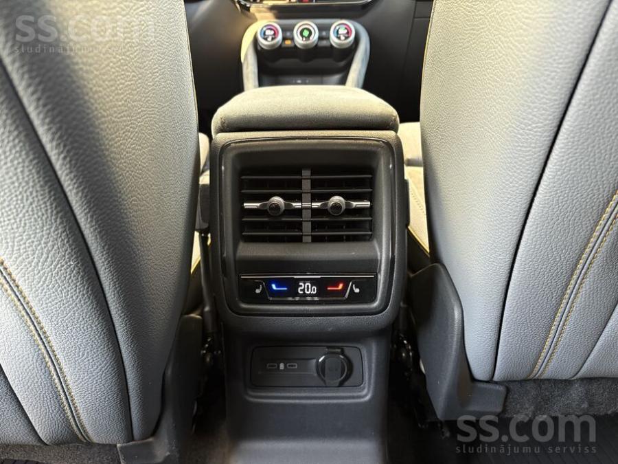 Brown Skoda Kodiaq 2024 in Riga, with an engine capacity of 2.00 L and mileage of 26 thousand km for 37600 €, photo 24 on AUTOMOTO.COM.LV