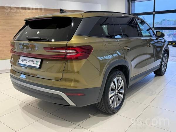 Коричневый Шкода Kodiaq 2024 в Рига, объемом двигателя 2.00 л и пробегом 47 тыс. км за 38790 €, фото 6 на AUTOMOTO.COM.LV