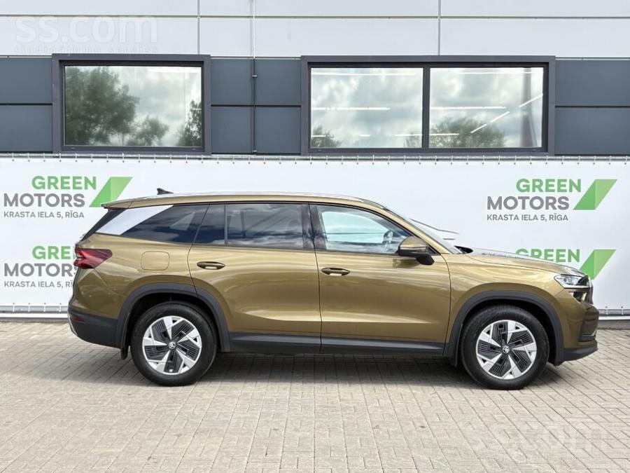 Brown Skoda Kodiaq 2024 in Riga, with an engine capacity of 2.00 L and mileage of 83 thousand km for 33500 €, photo 6 on AUTOMOTO.COM.LV