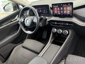 Brown Skoda Kodiaq 2024 in Riga, with an engine capacity of 2.00 L and mileage of 83 thousand km for 33500 €, photo 15 on AUTOMOTO.COM.LV