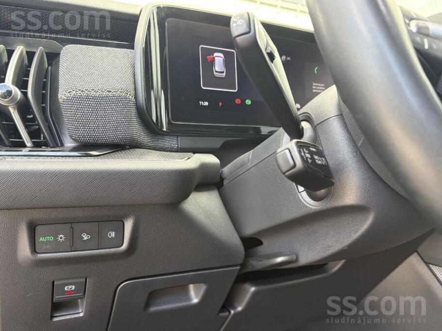 Brown Skoda Kodiaq 2024 in Riga, with an engine capacity of 2.00 L and mileage of 83 thousand km for 33500 €, photo 20 on AUTOMOTO.COM.LV