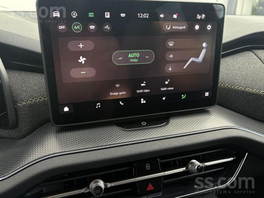Brown Skoda Kodiaq 2024 in Riga, with an engine capacity of 2.00 L and mileage of 83 thousand km for 33500 €, photo 33 on AUTOMOTO.COM.LV