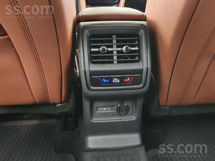Brūns Skoda Kodiaq 2024 Rīga, ar dzinēja tilpumu 1.50 L un nobraukumu 56 tūkst. km par 33500 €, foto 33 vietnē AUTOMOTO.COM.LV