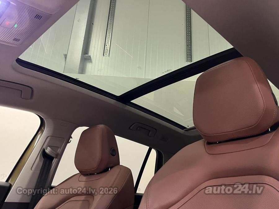 Brown Skoda Kodiaq 2024 in Tallinn, with an engine capacity of 2.00 L and mileage of 71 thousand km for 36500 €, photo 48 on AUTOMOTO.COM.LV