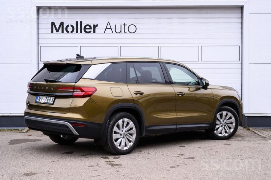 Brown Skoda Kodiaq 2024 in Riga, with an engine capacity of 2.00 L and mileage of 52 thousand km for 34950 €, photo 4 on AUTOMOTO.COM.LV