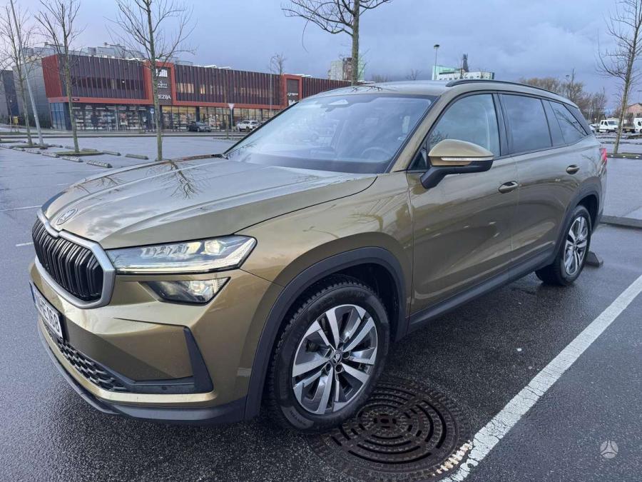 Brown Skoda Kodiaq 2025 in Klaipeda, with an engine capacity of 1.50 L and mileage of 56 thousand km for 36700 €, photo 10 on AUTOMOTO.COM.LV