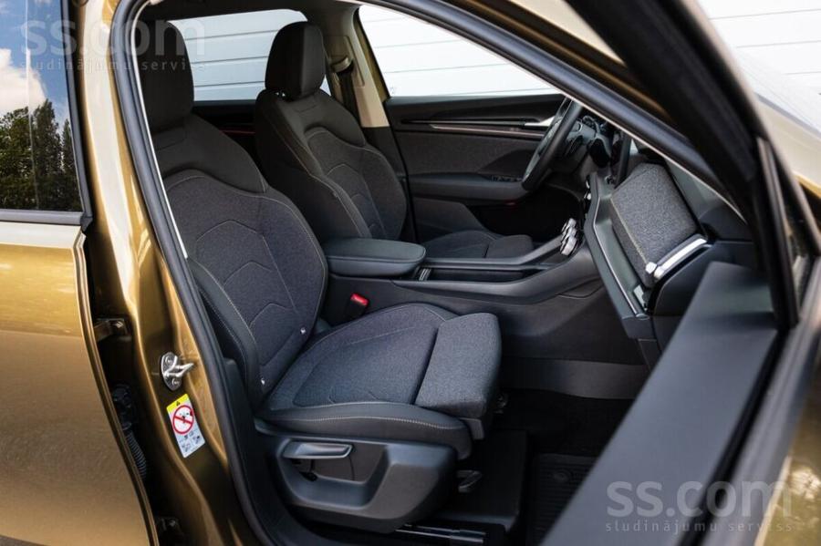 Brūns Skoda Kodiaq 2025 Rīga, ar dzinēja tilpumu 1.50 L un nobraukumu 24 tūkst. km par 34950 €, foto 7 vietnē AUTOMOTO.COM.LV