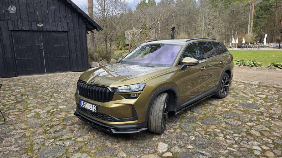 Brūns Skoda Kodiaq 2025 Viļņa, ar dzinēja tilpumu 1.50 L un nobraukumu 32 tūkst. km par 34500 €, foto 1 vietnē AUTOMOTO.COM.LV
