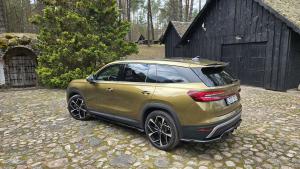 Brūns Skoda Kodiaq 2025 Viļņa, ar dzinēja tilpumu 1.50 L un nobraukumu 32 tūkst. km par 34500 €, foto 3 vietnē AUTOMOTO.COM.LV