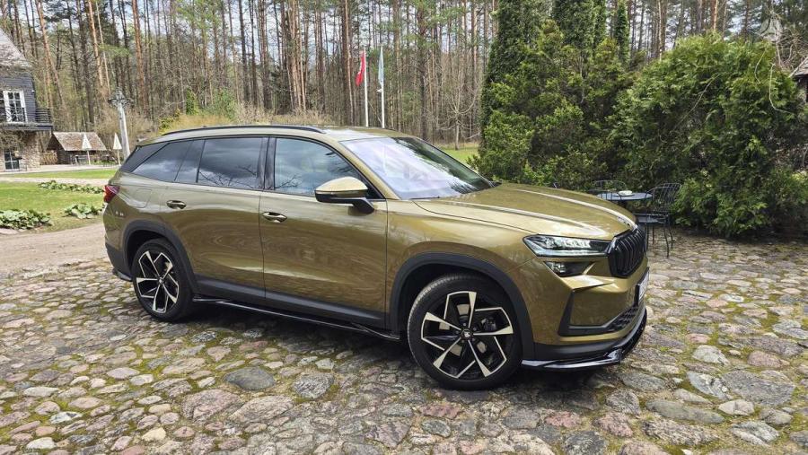 Brūns Skoda Kodiaq 2025 Viļņa, ar dzinēja tilpumu 1.50 L un nobraukumu 32 tūkst. km par 34500 €, foto 4 vietnē AUTOMOTO.COM.LV