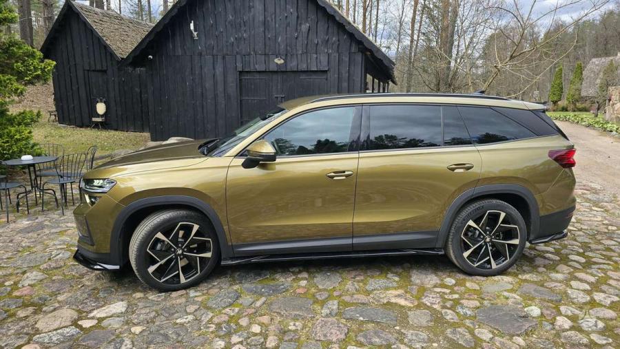 Brūns Skoda Kodiaq 2025 Viļņa, ar dzinēja tilpumu 1.50 L un nobraukumu 32 tūkst. km par 34500 €, foto 7 vietnē AUTOMOTO.COM.LV