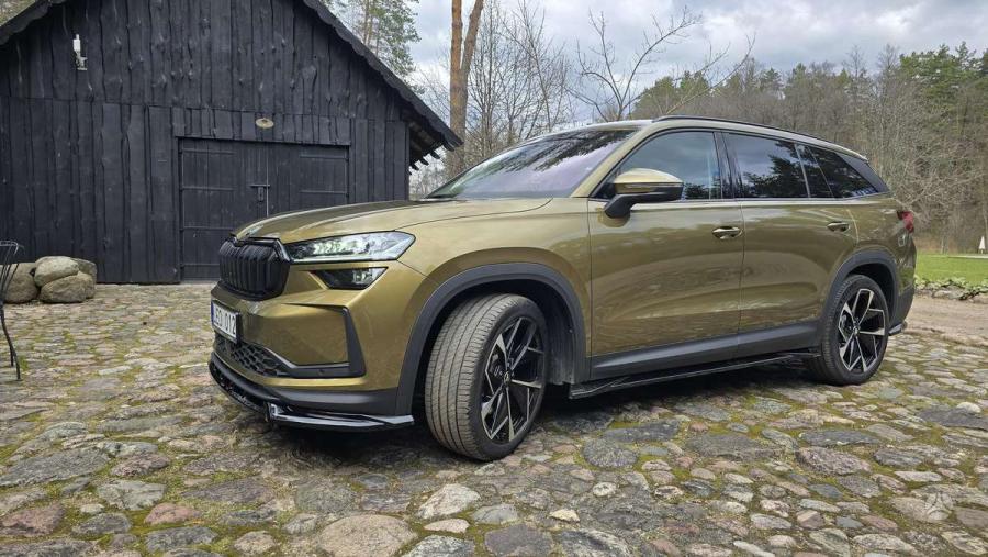 Brūns Skoda Kodiaq 2025 Viļņa, ar dzinēja tilpumu 1.50 L un nobraukumu 32 tūkst. km par 34500 €, foto 12 vietnē AUTOMOTO.COM.LV