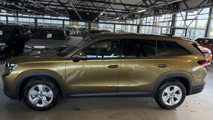 Коричневый Шкода Kodiaq 2025 в Рига, объемом двигателя 2.00 л и пробегом 12 тыс. км за 39900 €, фото 1 на AUTOMOTO.COM.LV