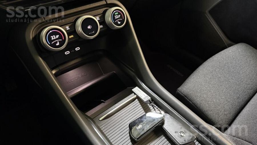 Brūns Skoda Kodiaq 2025 Rīga, ar dzinēja tilpumu 2.00 L un nobraukumu 12 tūkst. km par 39900 €, foto 26 vietnē AUTOMOTO.COM.LV