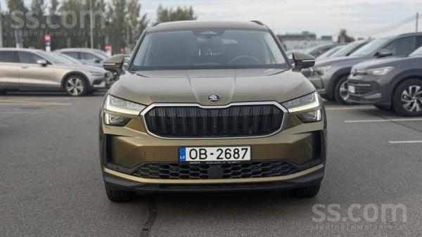 Skoda Kodiaq 2025 in Riga on AUTOMOTO.COM.LV Brown Skoda Kodiaq 2025 in Riga, with an engine capacity of 2.00 L and mileage of 58 thousand km for 32670 €, photo 3 on AUTOMOTO.COM.LV