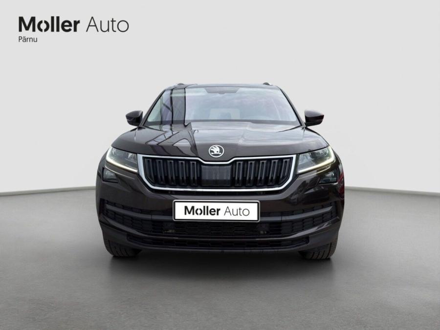 Brūns Skoda Kodiaq 2019 Pērnava, ar dzinēja tilpumu 2.00 L un nobraukumu 78 tūkst. km par 27700 €, foto 4 vietnē AUTOMOTO.COM.LV