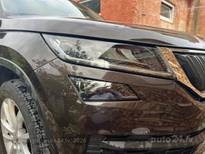 Brūns Skoda Kodiaq 2017 Narva, ar dzinēja tilpumu 1.40 L un nobraukumu 158 tūkst. km par 16500 €, foto 4 vietnē AUTOMOTO.COM.LV