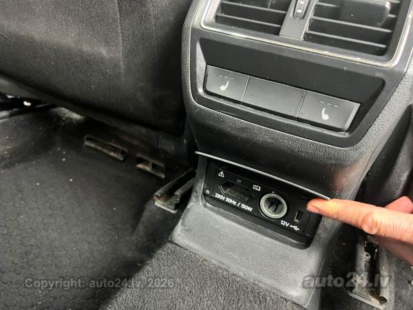 Brown Skoda Kodiaq 2017 in Narva, with an engine capacity of 1.40 L and mileage of 158 thousand km for 16500 €, photo 10 on AUTOMOTO.COM.LV