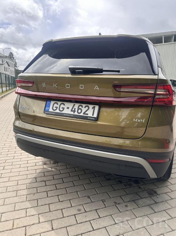 Коричневый Шкода Kodiaq 2024 в Гулбене, объемом двигателя 2.00 л и пробегом 85 тыс. км за 35000 €, фото 3 на AUTOMOTO.COM.LV
