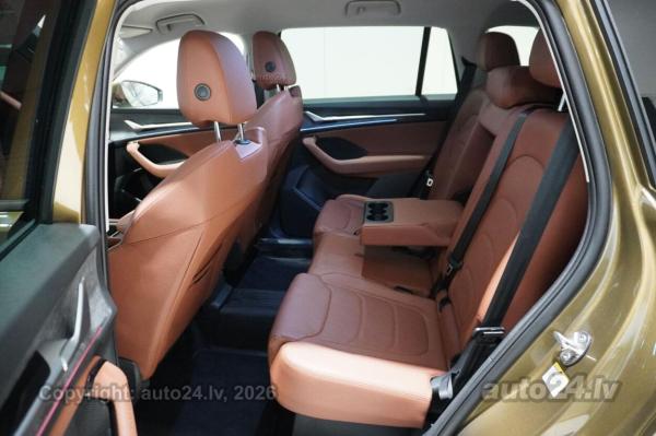 Brūns Skoda Kodiaq 2025 Tallina, ar dzinēja tilpumu 1.50 L un nobraukumu 9 tūkst. km par 41900 €, foto 11 vietnē AUTOMOTO.COM.LV