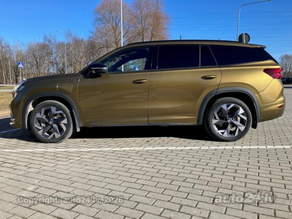 Brūns Skoda Kodiaq 2025 Rapla, ar dzinēja tilpumu 1.50 L un nobraukumu 50 tūkst. km par 42900 €, foto 6 vietnē AUTOMOTO.COM.LV