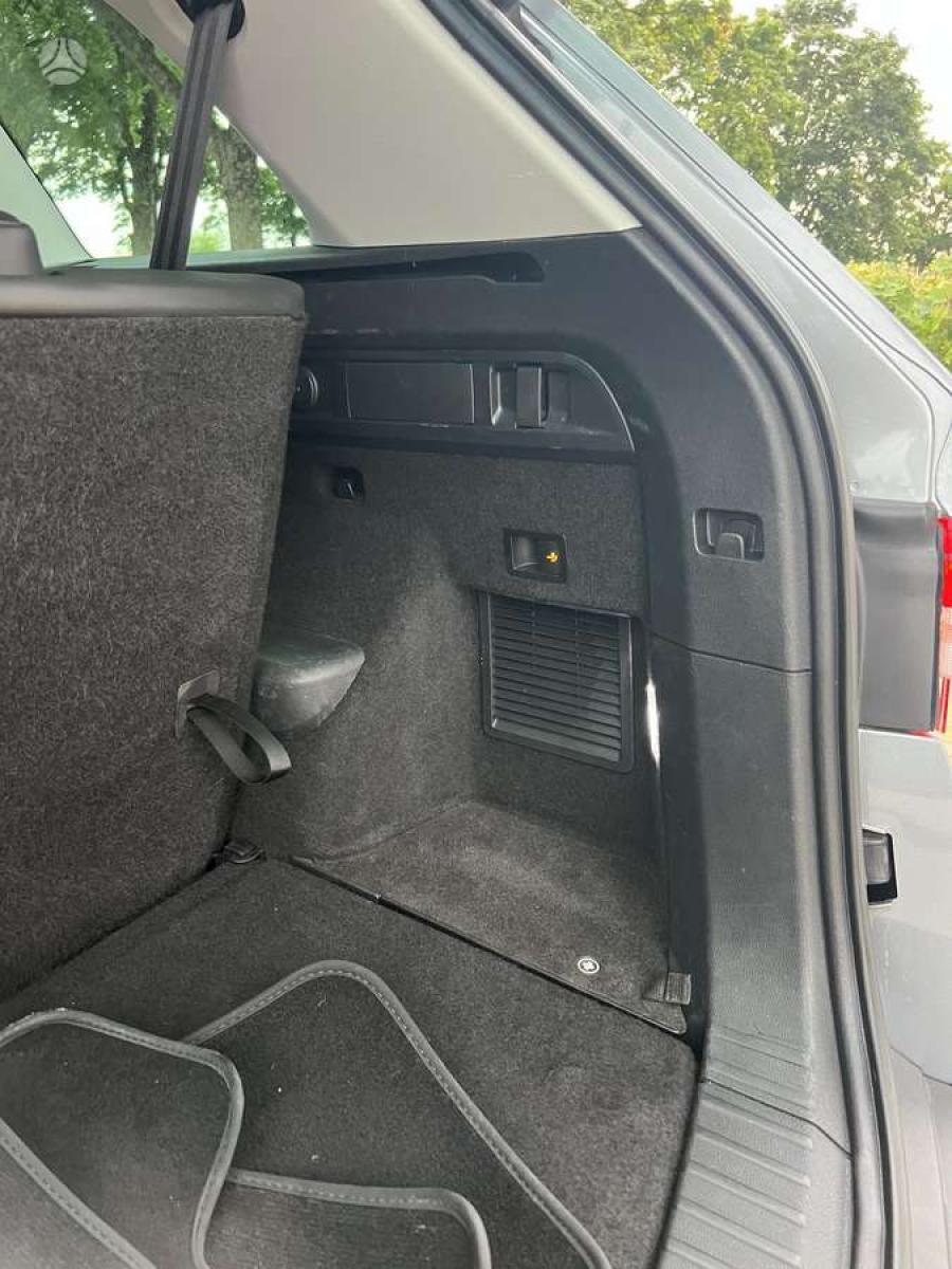 Skoda Kodiaq 2018 in Ukmerge, with an engine capacity of 1.97 L and mileage of 250 thousand km for 15650 €, photo 30 on AUTOMOTO.COM.LV