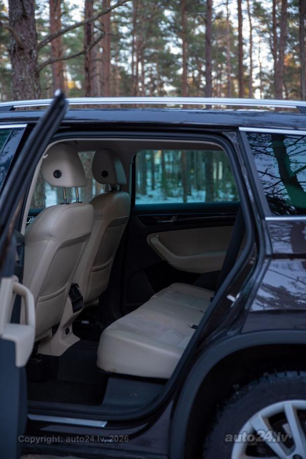 Skoda Kodiaq 2019 Tallina, ar dzinēja tilpumu 1.50 L un nobraukumu 97 tūkst. km par 23900 €, foto 11 vietnē AUTOMOTO.COM.LV