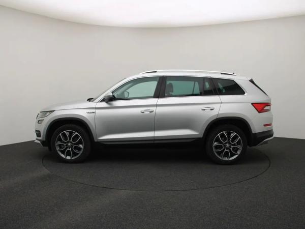 Skoda Kodiaq 2019 in Vilnius, with an engine capacity of 2.00 L and mileage of 129 thousand km for 22899 €, photo 4 on AUTOMOTO.COM.LV