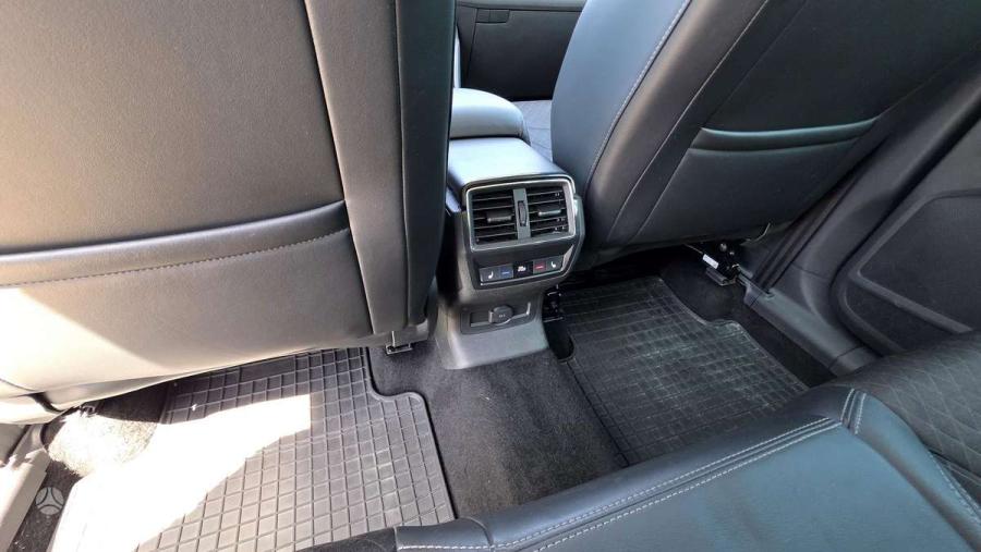 Skoda Kodiaq 2019 in Vilnius, with an engine capacity of 1.98 L and mileage of 75 thousand km for 28200 €, photo 18 on AUTOMOTO.COM.LV