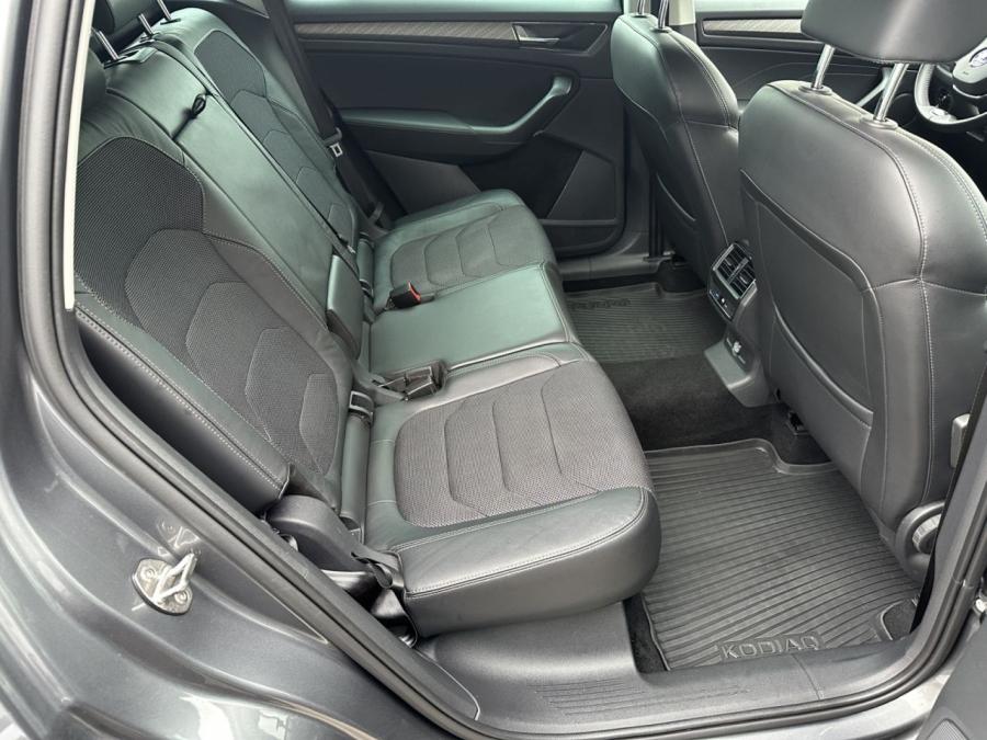 Skoda Kodiaq 2023 in Vilnius, with an engine capacity of 2.00 L and mileage of 158 thousand km for 23500 €, photo 6 on AUTOMOTO.COM.LV