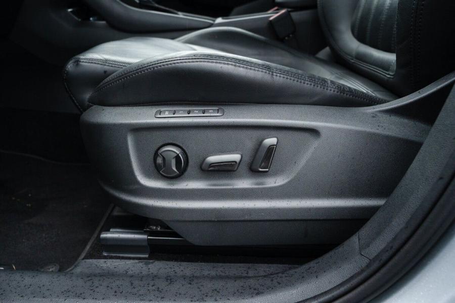 Skoda Kodiaq 2023 in Riga, with an engine capacity of 2.00 L and mileage of 134 thousand km for 30500 €, photo 13 on AUTOMOTO.COM.LV